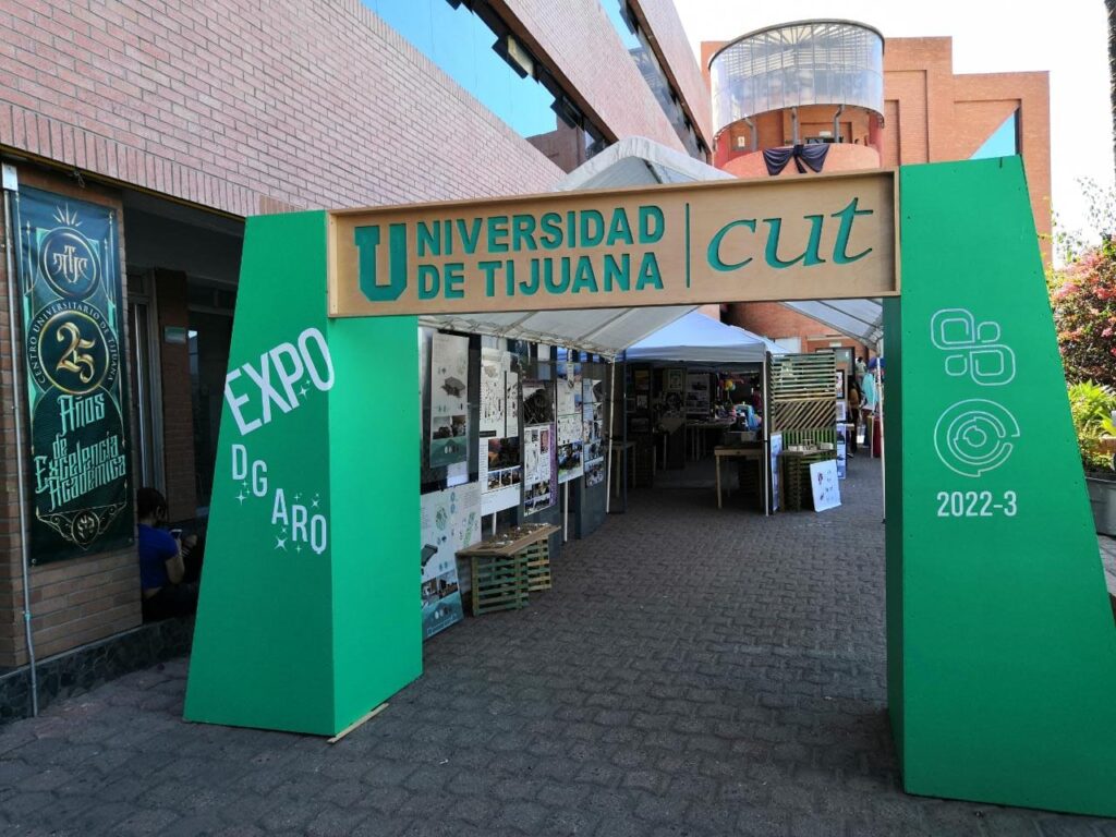 Estudiantes de Diseño Gráfico y Arquitectura del CUT realizan ...